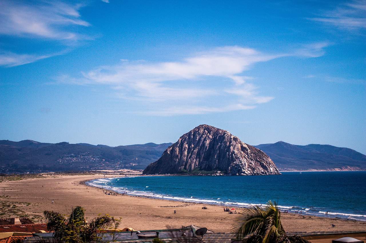 morro-bay-1575023_1280 - Dotted Globe