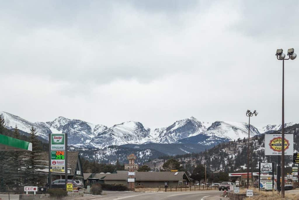 20 Delightful Things to do in Estes Park in the Winter: The Ultimate ...