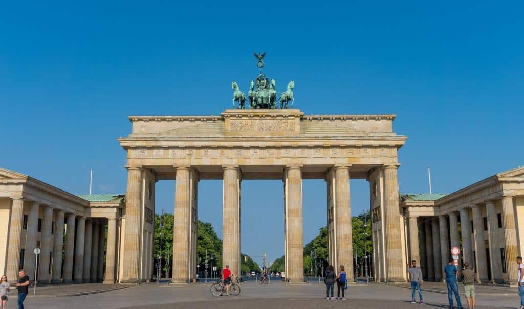Ultimate 2 Days Berlin Itinerary for first time visitors - Dotted Globe