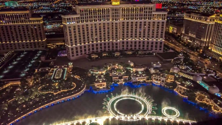 52 Fun & Romantic Things to do in Las Vegas for Couples